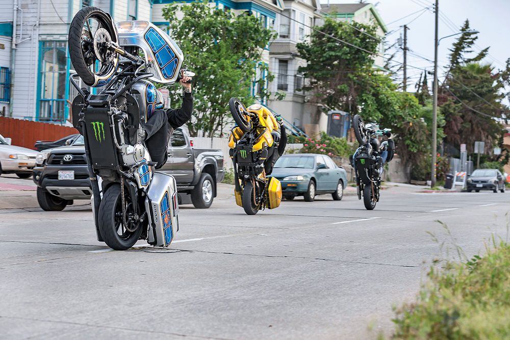 Harley Davidson Stunt Riders