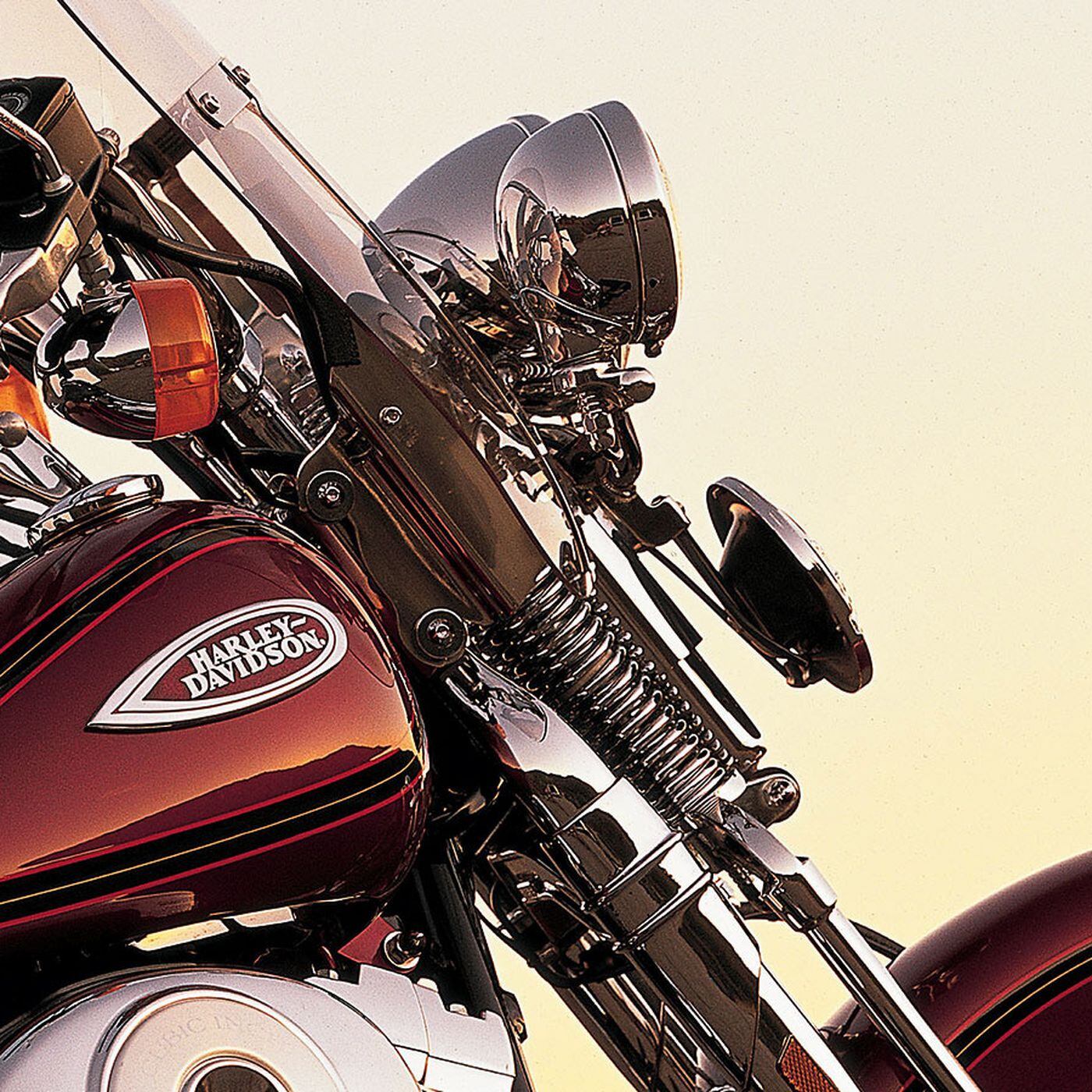 Retro Review of the 2000 Harley-Davidson Heritage Springer—From The ...