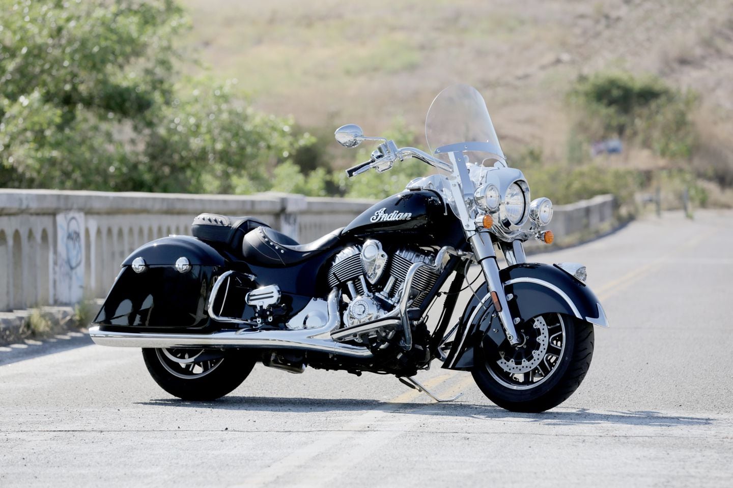 2017 Indian Springfield Motorcycle Review | Reviewmotors.co