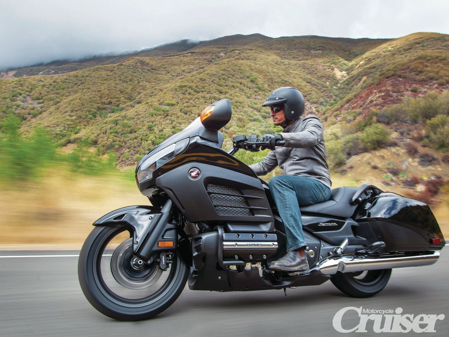 2013 Honda Gold Wing F6B GL1800B/GL1800BD | First Look | Motorcycle Cruiser