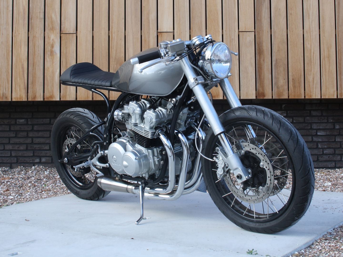 Lucky 14: Cafe Racer DOHC CB750 | Motorcycle Cruiser