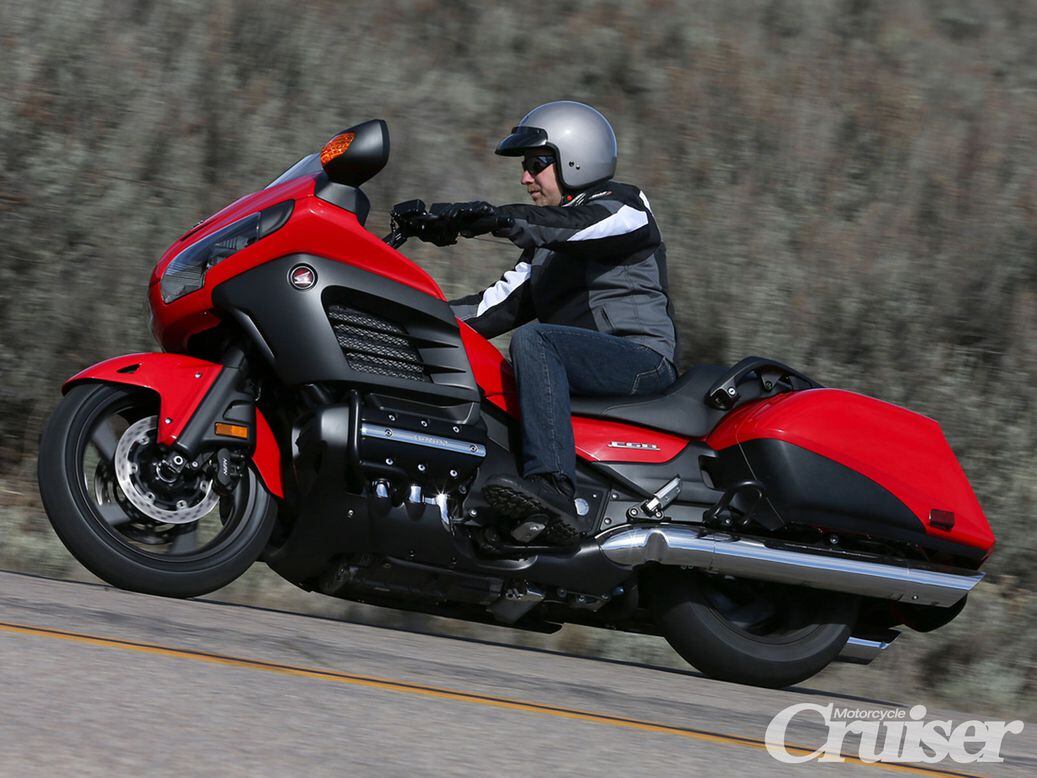2013 Honda Goldwing F6b Deluxe Cruiser 2013 Honda Gold Wing F6B First