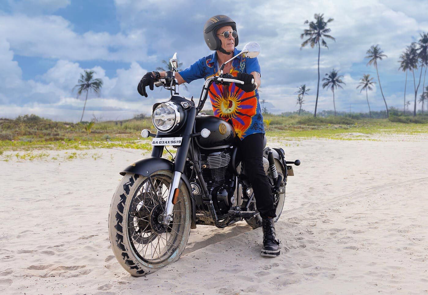 2025 Royal Enfield Goan Classic 350 First Look | Motorcycle Cruiser