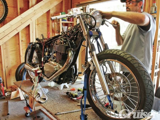 Suzuki Boulevard S40 Cafe Racer