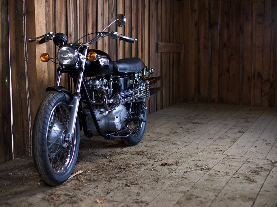 A Father's Trophy: 1972 Triumph TR6C by Vintage Steele | Motorcycle Cruiser