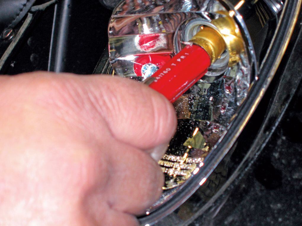 How to Remove a Broken Bulb | Motorcycle Cruiser